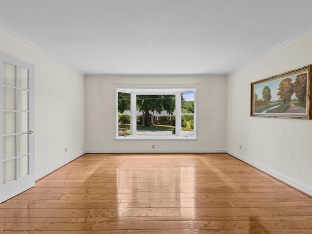 919 Woodbrook Drive