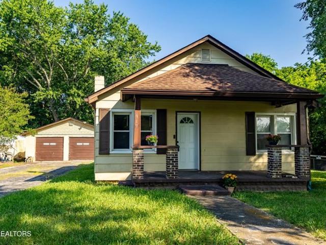 919 Wallace Harris Ave, Maryville, TN 37801
