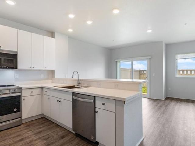 91 4099 Hikuono St Unit 709, Kapolei, HI 96707