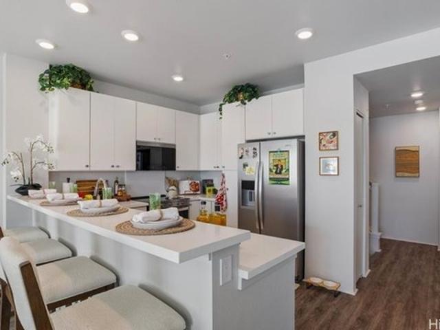 91 4099 Hikuono St Unit 802, Kapolei, HI 96707