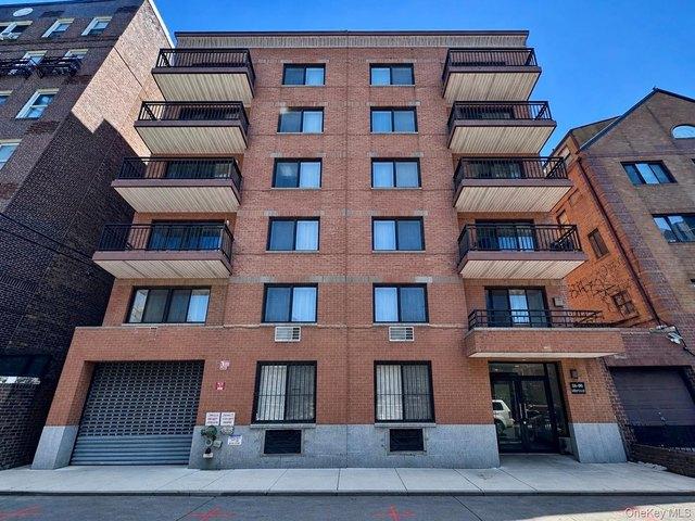 91 06 Whitney Ave, Elmhurst, NY 11373