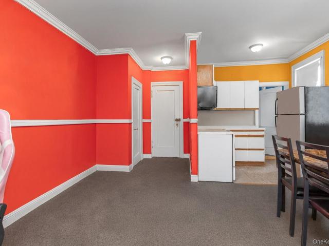 91 10 34th Avenue, Unit 6K