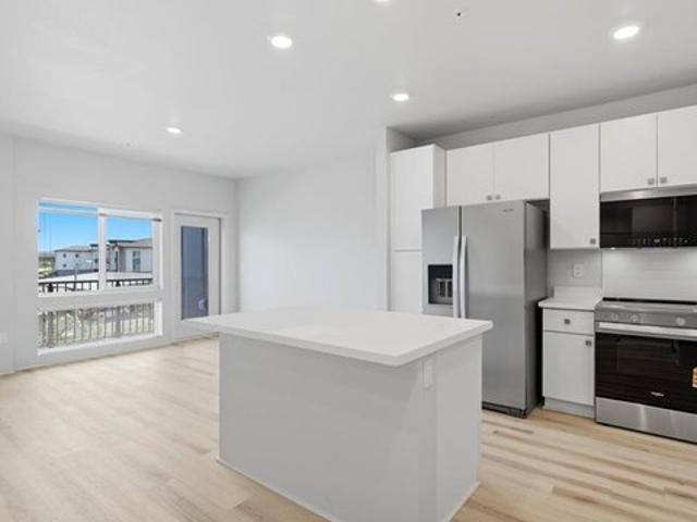 91 3529 Nana Hope St Apt 5305, Ewa Beach, HI 96706