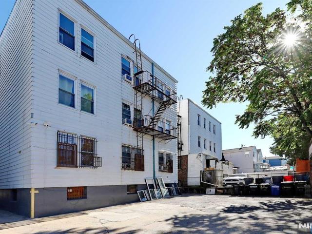 91 Terhune Avenue
