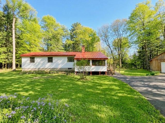 91 Town Farm Rd, North Yarmouth, ME 04097