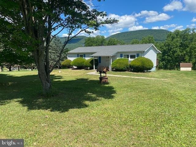 91 Van Ormer Rd, McAlisterville, PA 17049