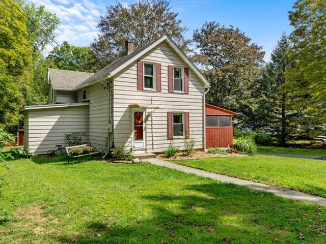 91 Vergason Ave, Norwich, CT 06360