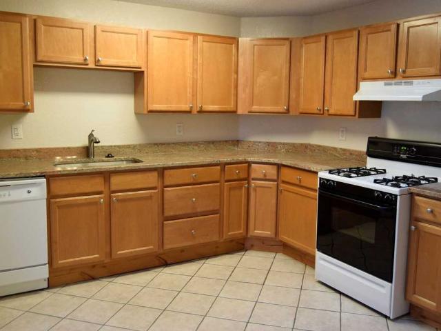 91 Victoria Street 1 Bedroom Apartment for Rent at 91 Victoria St S, St. Paul, MN 55105 Summit Hill