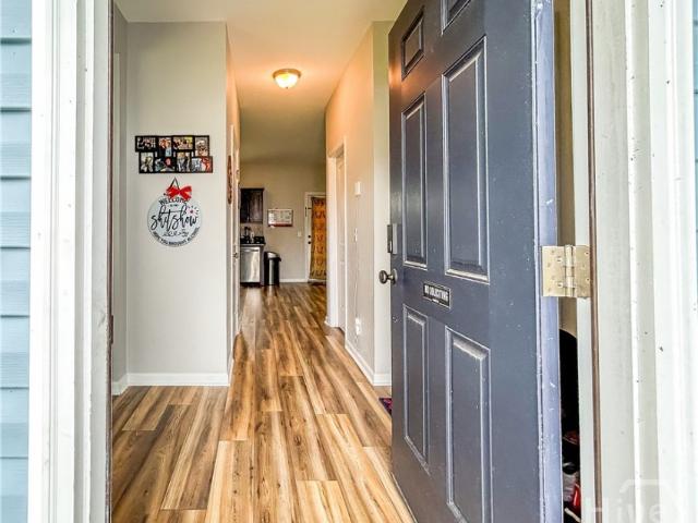 91 W Winn Avenue