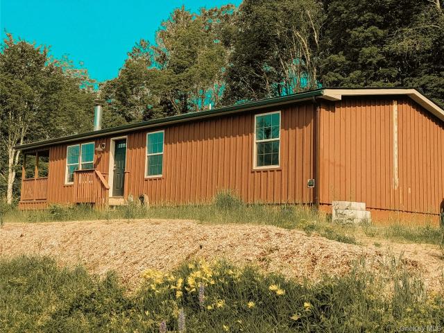 91 White Roe Lake Road