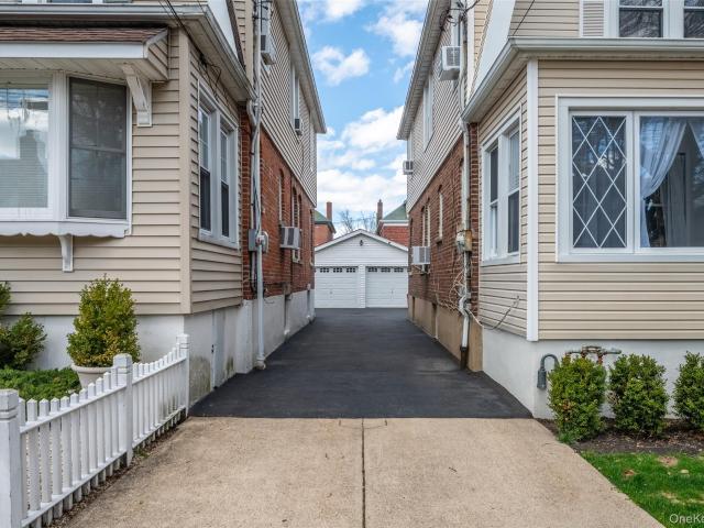 91 Winters Street | Compass