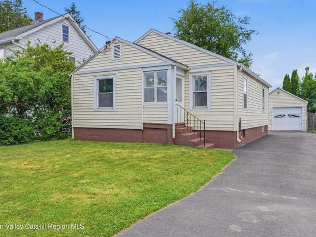 91 Wrentham St, Kingston, NY 12401