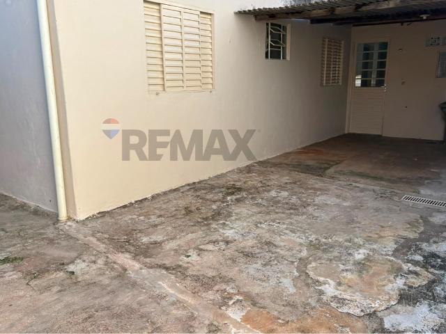 91 Área Útil Casa Alugar, 2 Dormitórios localizado em Rua João Sinézio, 256, Jardim Residencial Saulo, Leme, São Paulo, 13611066 | Brasil