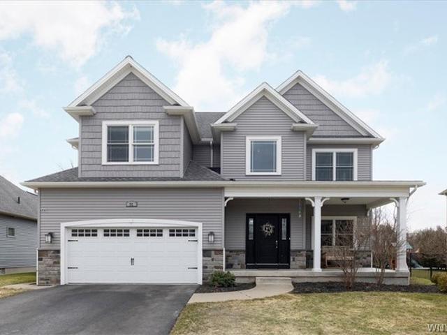 91 Avalon Meadows Dr, East Amherst, NY 14051