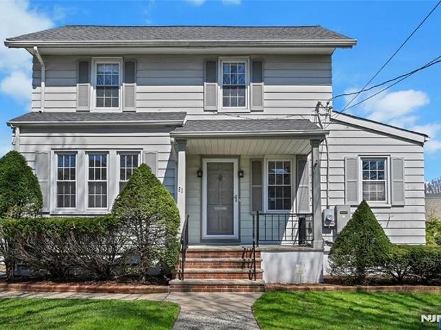91 Belle Ave, Maywood, NJ 07607