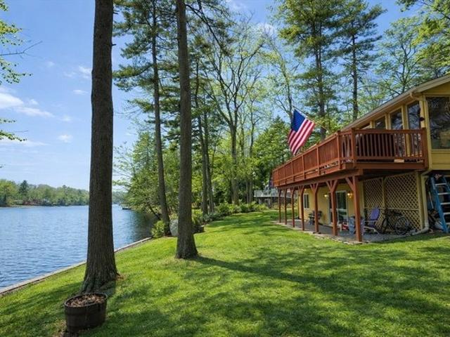 91 Bradford Ln, Barnstead, NH 03225
