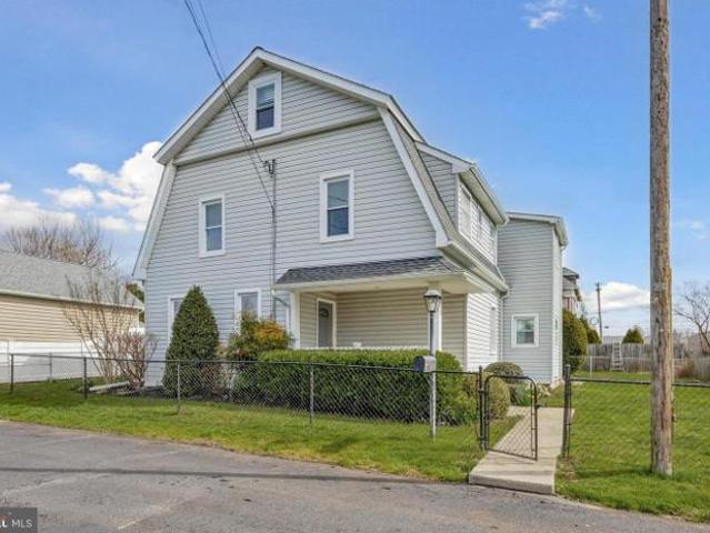 91 Central Ave, Berwyn, PA 19312