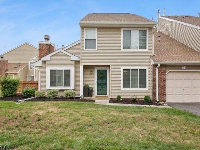 91 Cherrywood Dr, Franklin Twp, NJ 08873