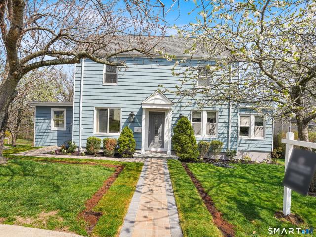 91 Clovelly Rd, Stamford, CT 06902 | MLS #24165 | Compass