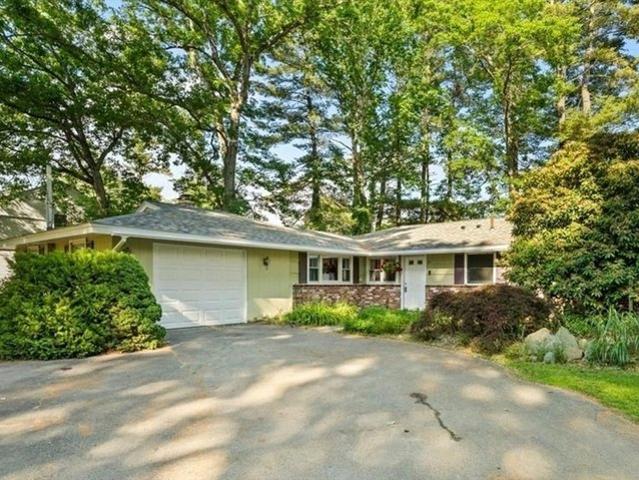 91 Cynthia Dr, Raynham, MA 02767