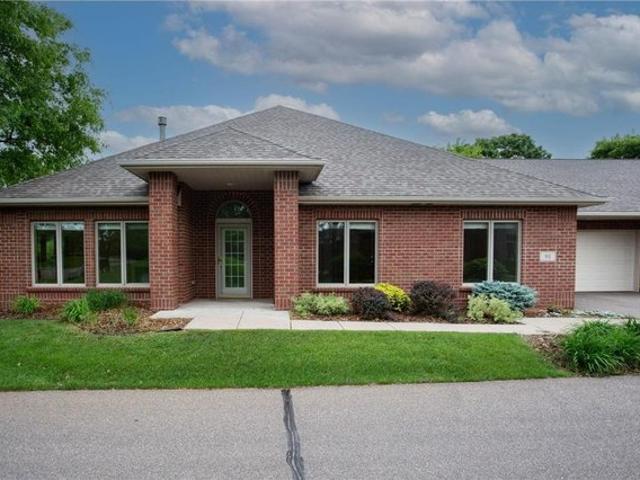 91 Deerwood Ct, Hudson, WI 54016