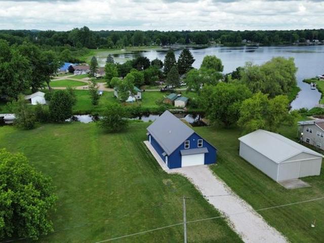 91 Dickerson Vw SW, Stanton, MI 48888