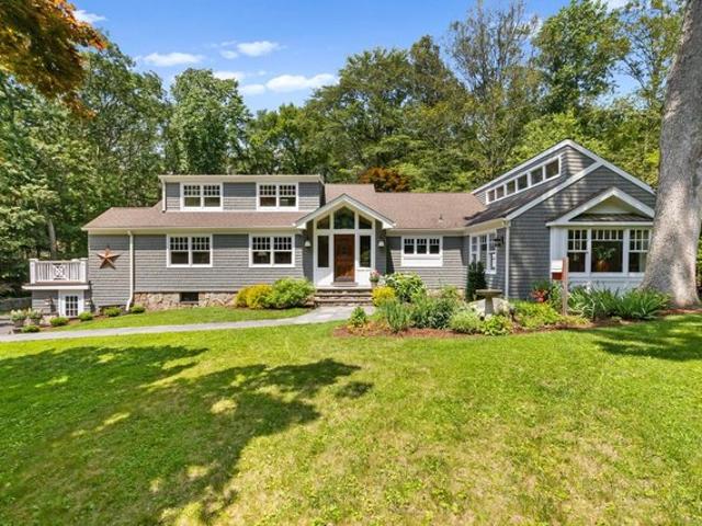 91 Fox Run Rd, New Canaan, CT 06840