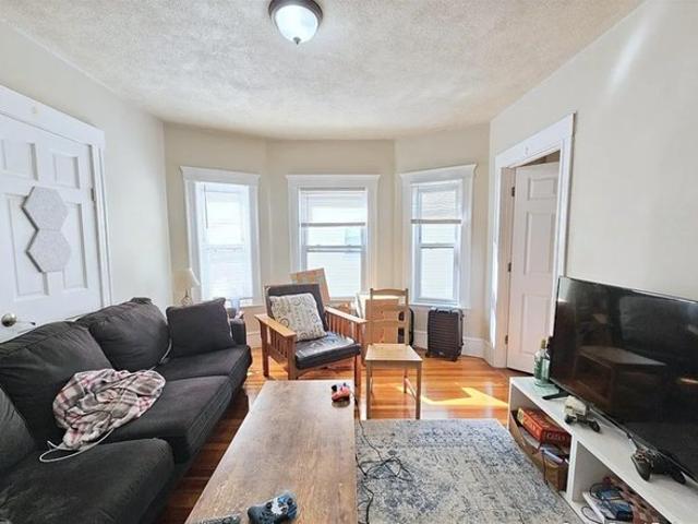 91 Frederick Ave, Medford, MA 02155