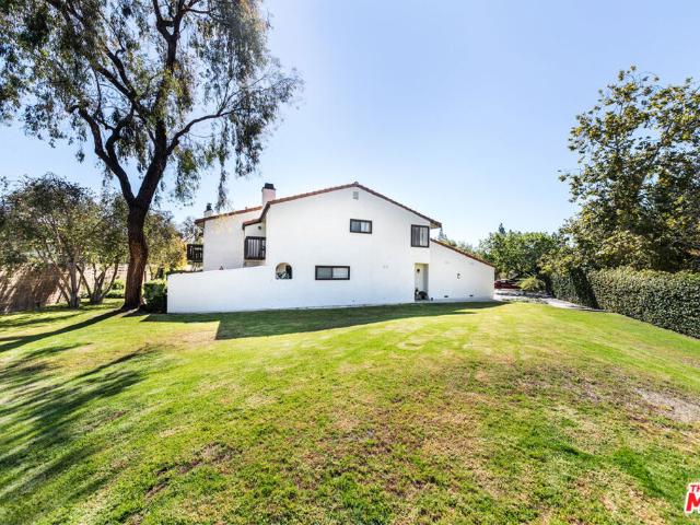 91 Helecho Court