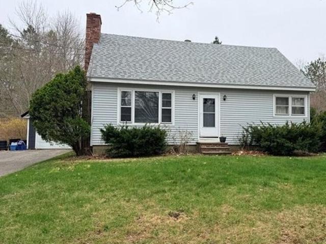 91 Kennebec Rd, Hampden, ME 04444