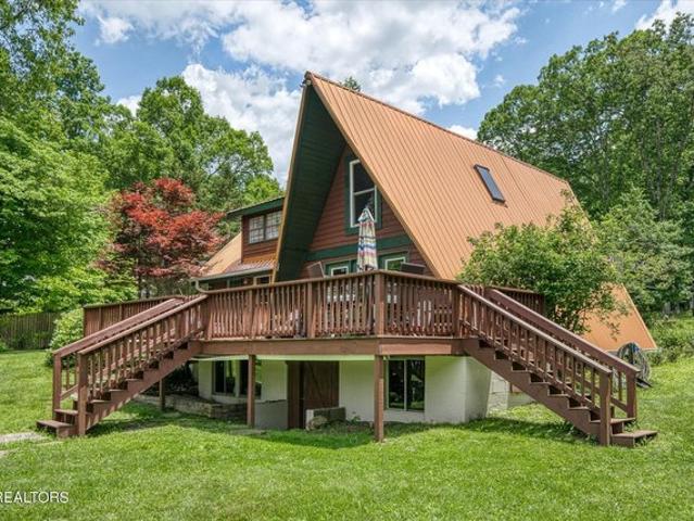 91 Lake St, Crossville, TN 38572