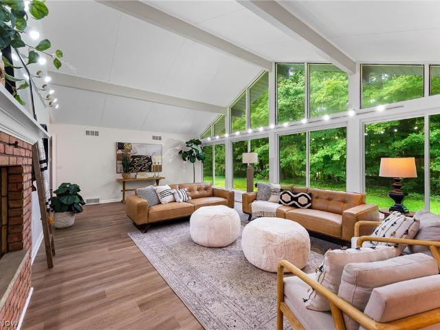 91 Lake Shore Drive
