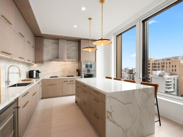 91 LEONARD Street PH1