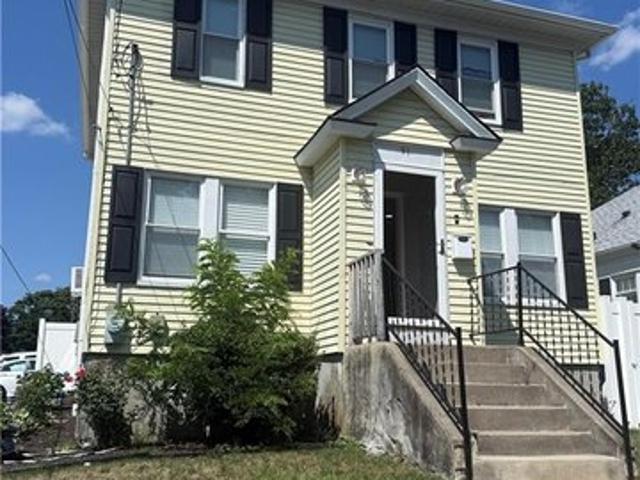 91 Mason Ave, Cranston, RI 02910