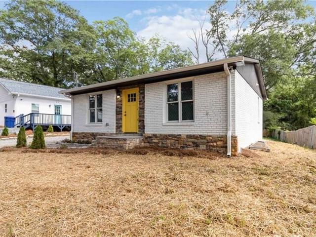 91 N Williamson St, Winder, GA 30680