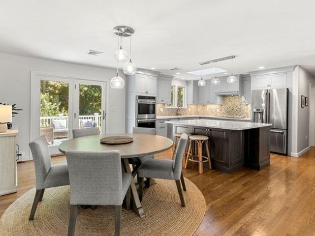 91 Nason Rd, Swampscott, MA 01907