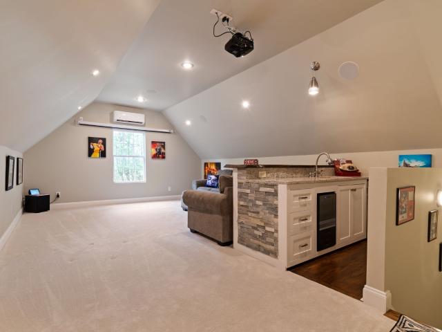 91 Oak Valley Dr