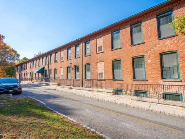 91 Park Heights Ave # 2a