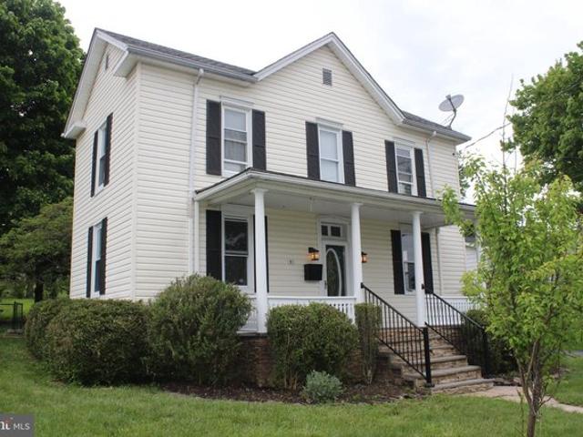 91 Pine St, Frostburg, MD 21532