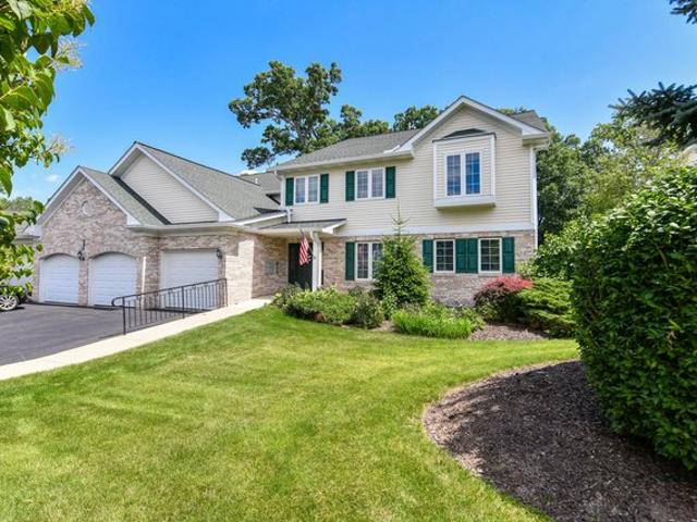 91 Potawatomi Rd Unit J4, Williams Bay, WI 53191