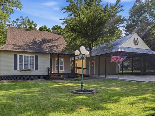 91 Private Road 52602, Pittsburg, TX 75686