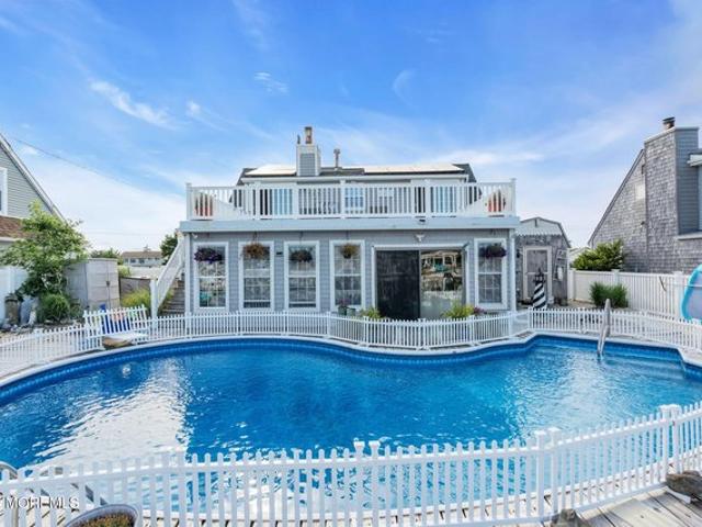 91 Ronald Ave S, Bayville, NJ 08721