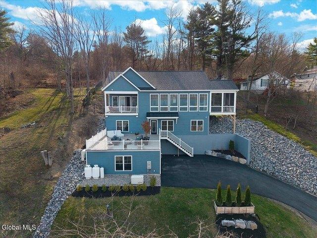 91 Rodgers Ln, Saratoga Springs, NY 12866
