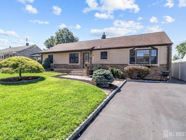 91 S Hill Rd, Colonia, NJ 07067