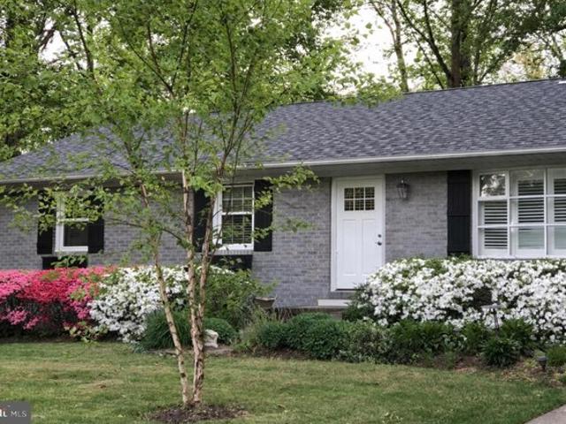 91 Scotts Cove Rd, Edgewater, MD 21037