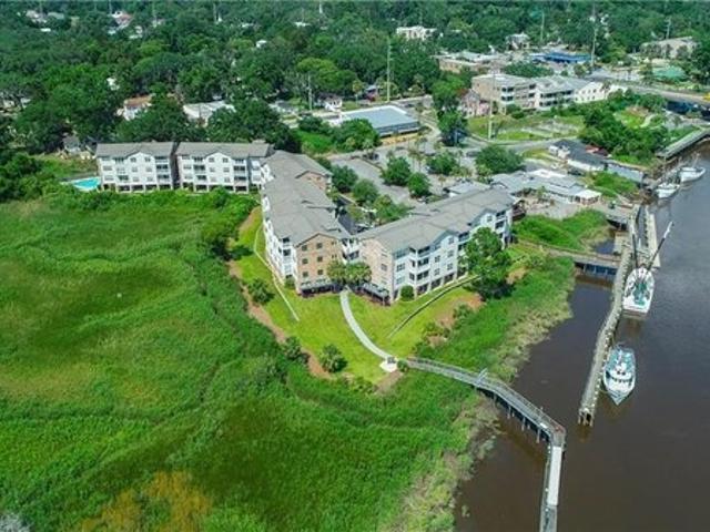 91 Screven St Unit 310D, Darien, GA 31305