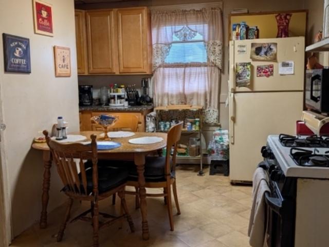 91 Semel Ave
