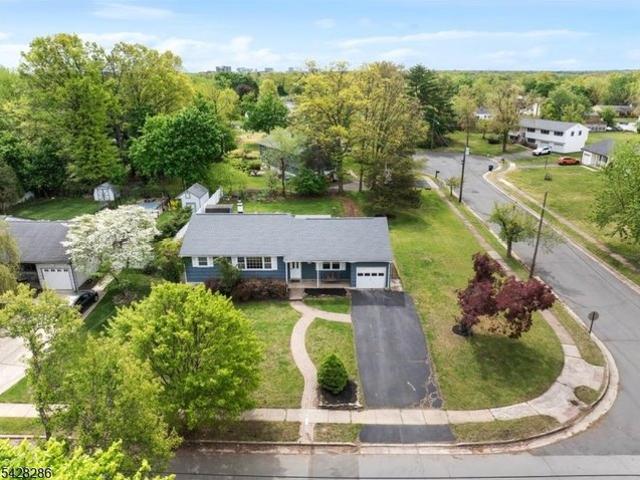 91 Seymour Ter, Piscataway Twp, NJ 08854