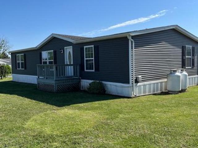 91 Sherrill Dr, New Oxford, PA 17350