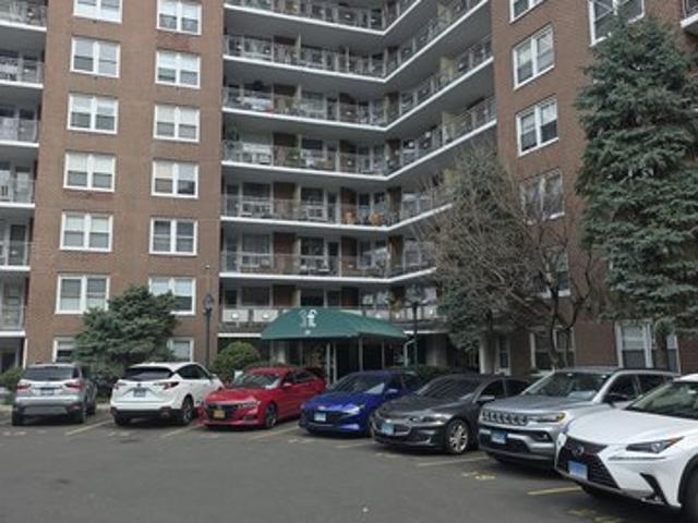 91 Strawberry Hill Ave Apt 128, Stamford, CT 06902